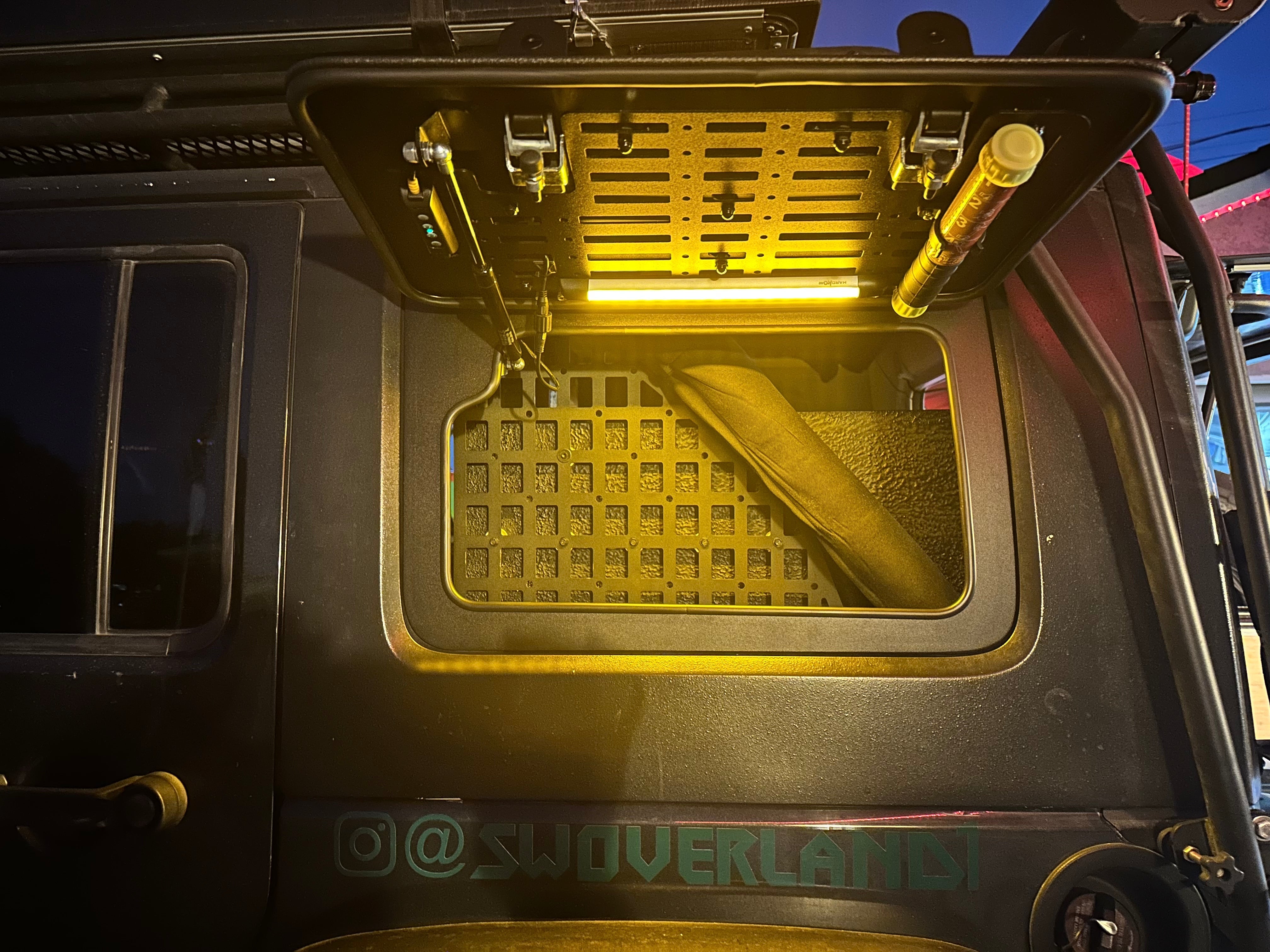 Jeep JKU - 4 Door 2007-2010 Gullwing Hatch System with Molle Panels ...
